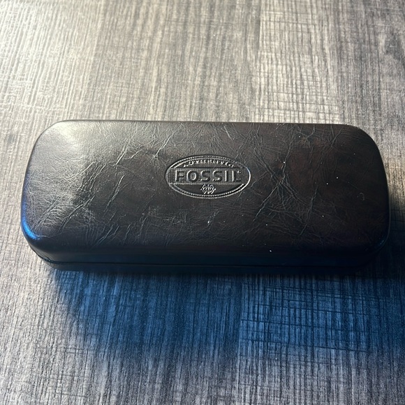 Fossil | Bags | Fossil Glasses Hard Case Clam Shell Color Brown | Poshmark